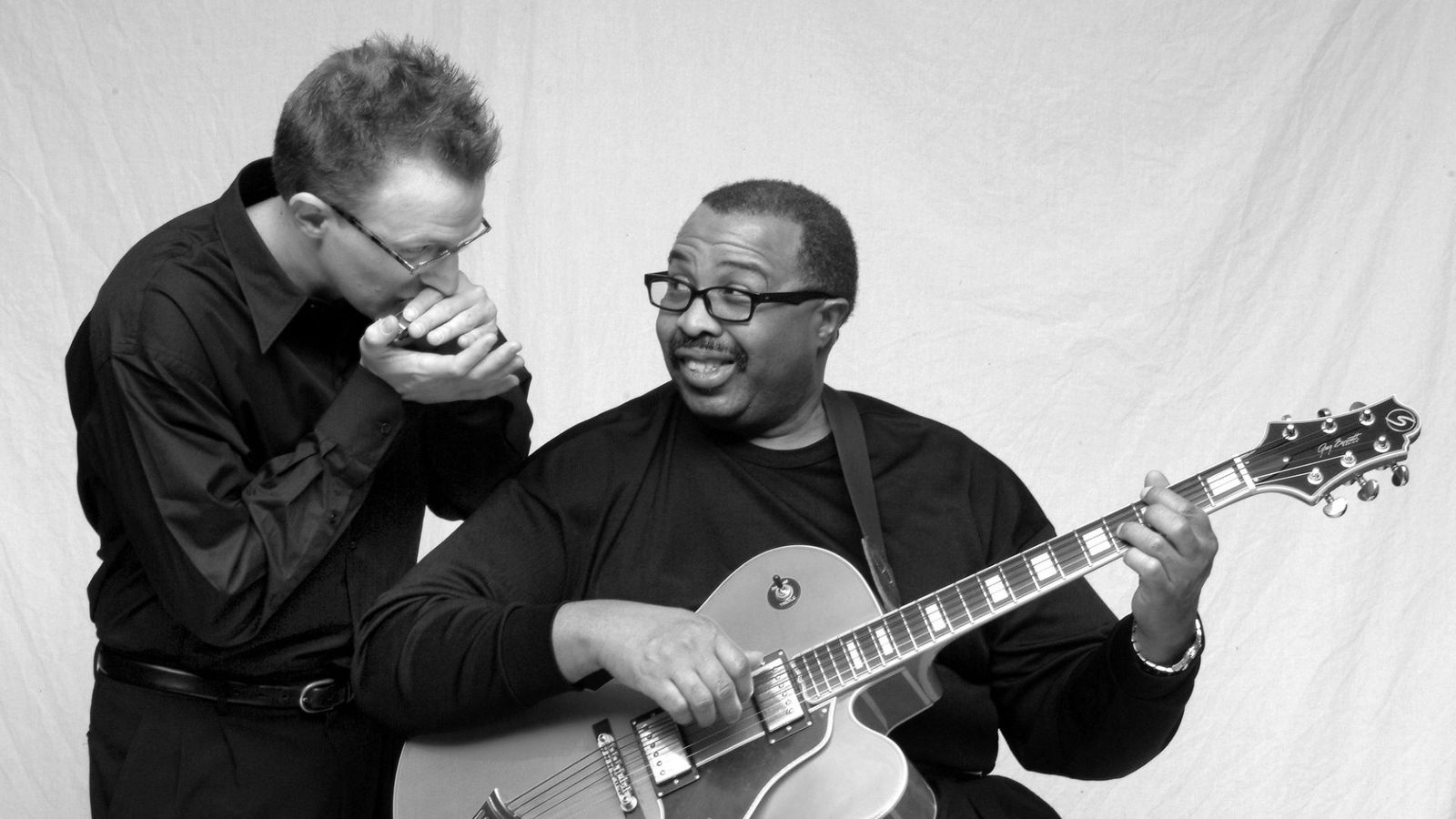 Book Delta Cats | 901-543-1155