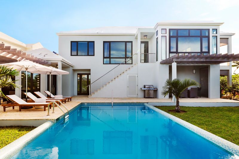 Bermuda Luxury Villas With Private Pools at The Loren
