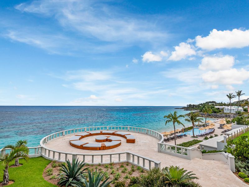 Bermuda 5 Star Hotel Gallery | The Loren at Pink Beach
