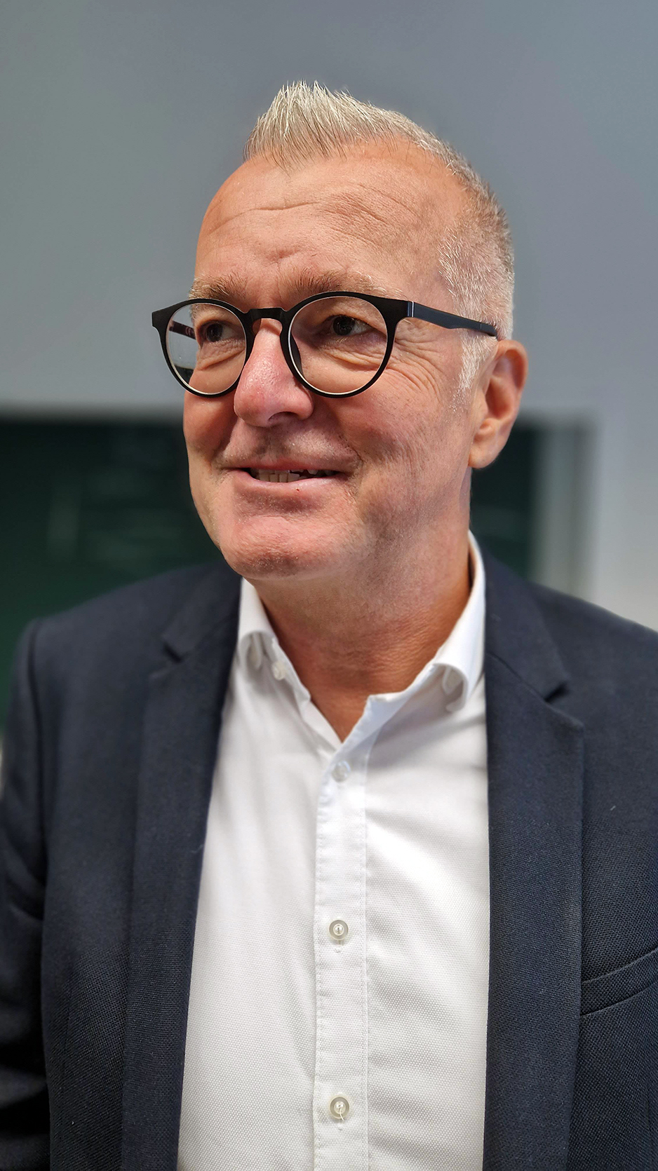 About us | Rethinking and reshaping semiconductor production