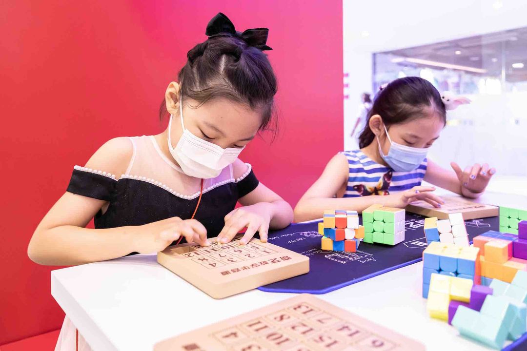 Mofunland | Singapore Cubing Classes & Competition | Rubiks Cube for ...