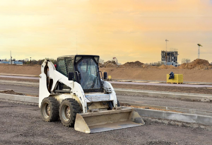 SKID STEER AWARENESS TRAINING - Levac Safety