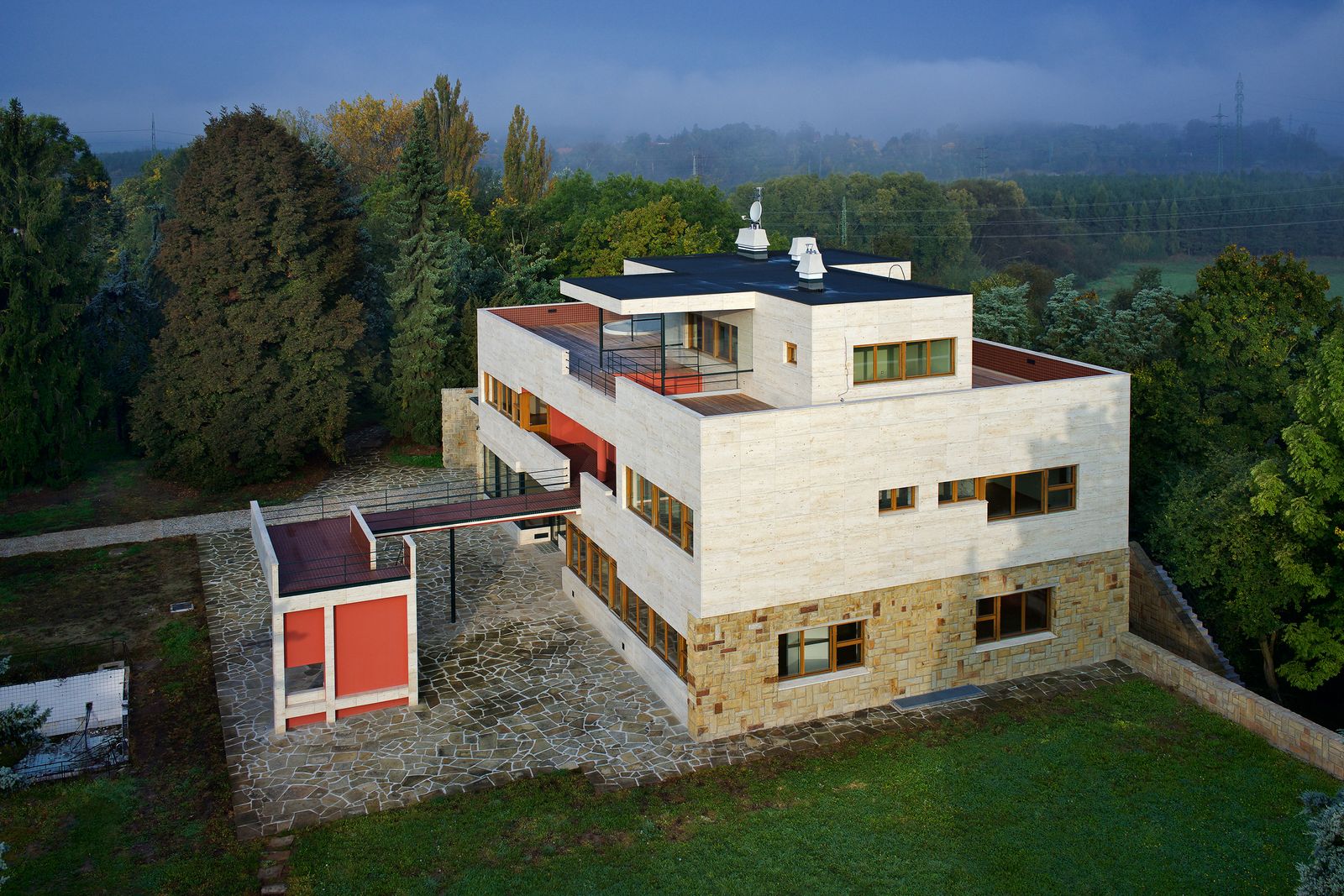 Vila Volman | History