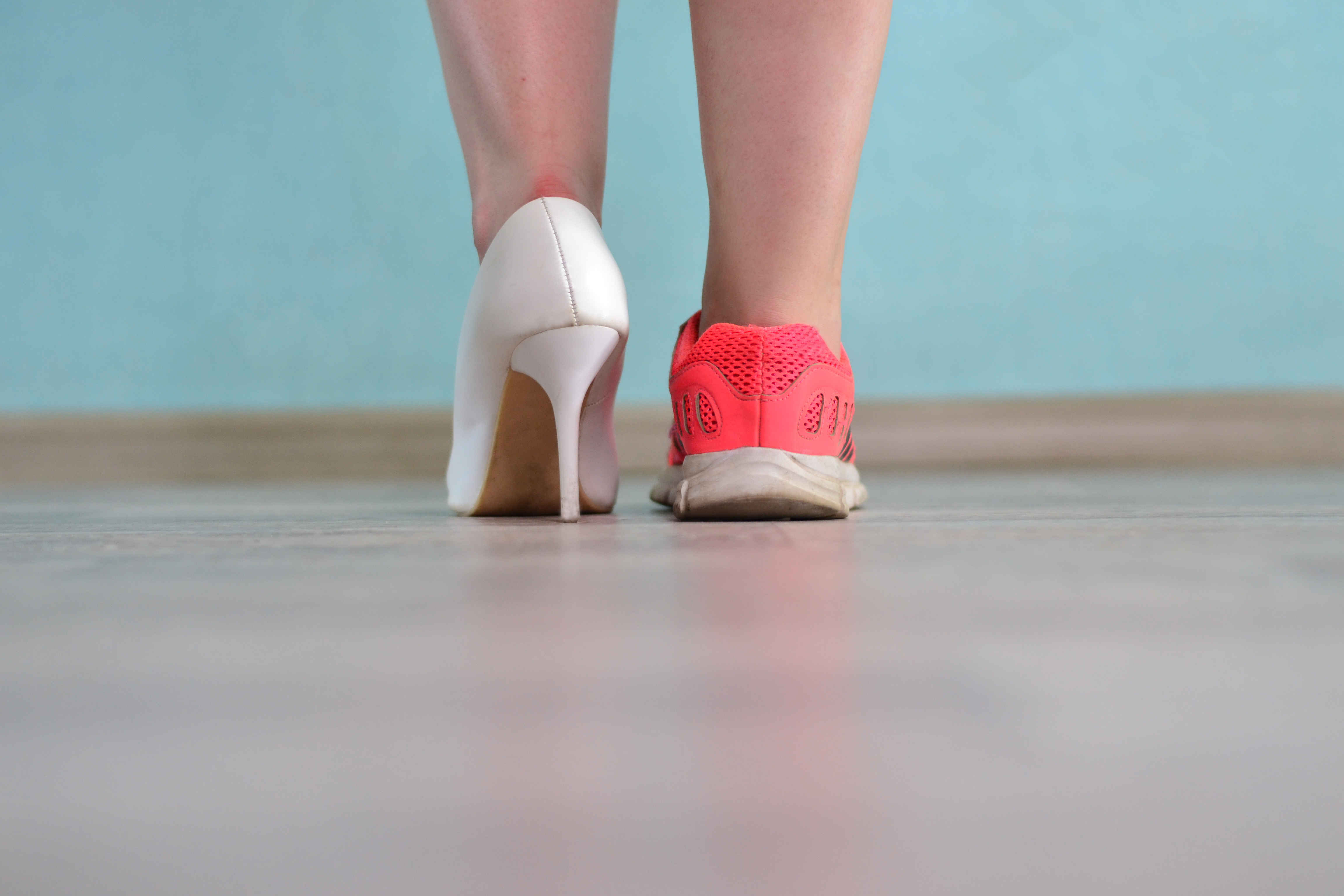 Are Your Shoes to Blame for Your Foot Pain? | Hyperhealth