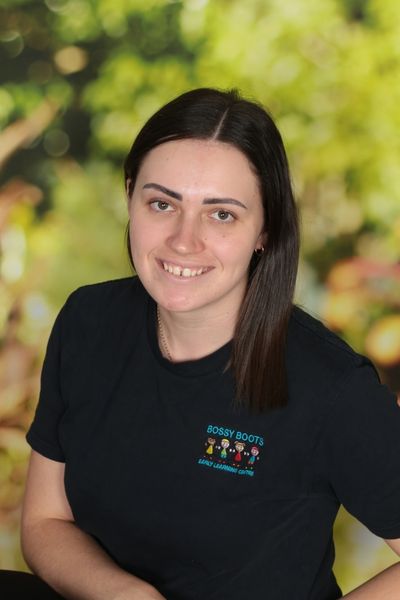 Lilli Edmonds Assistant Educator