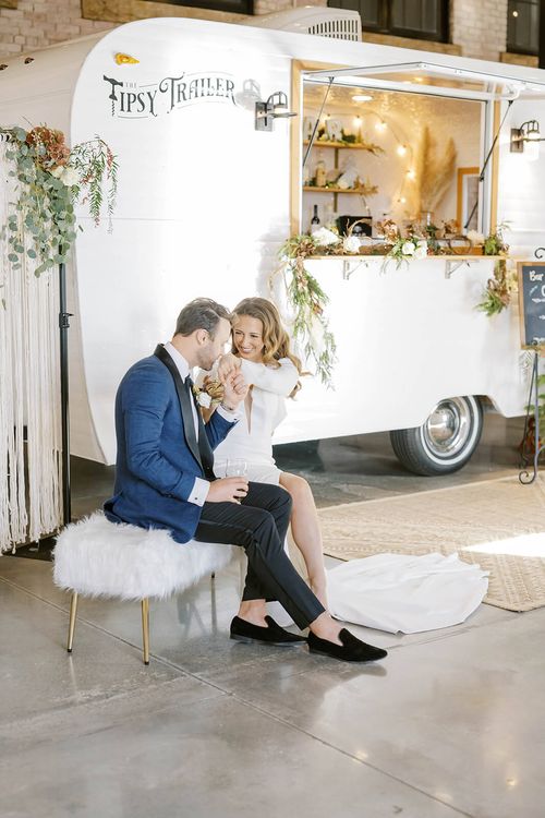 Vintage Mobile Bar Rental in NH | The Tipsy Trailer Co.