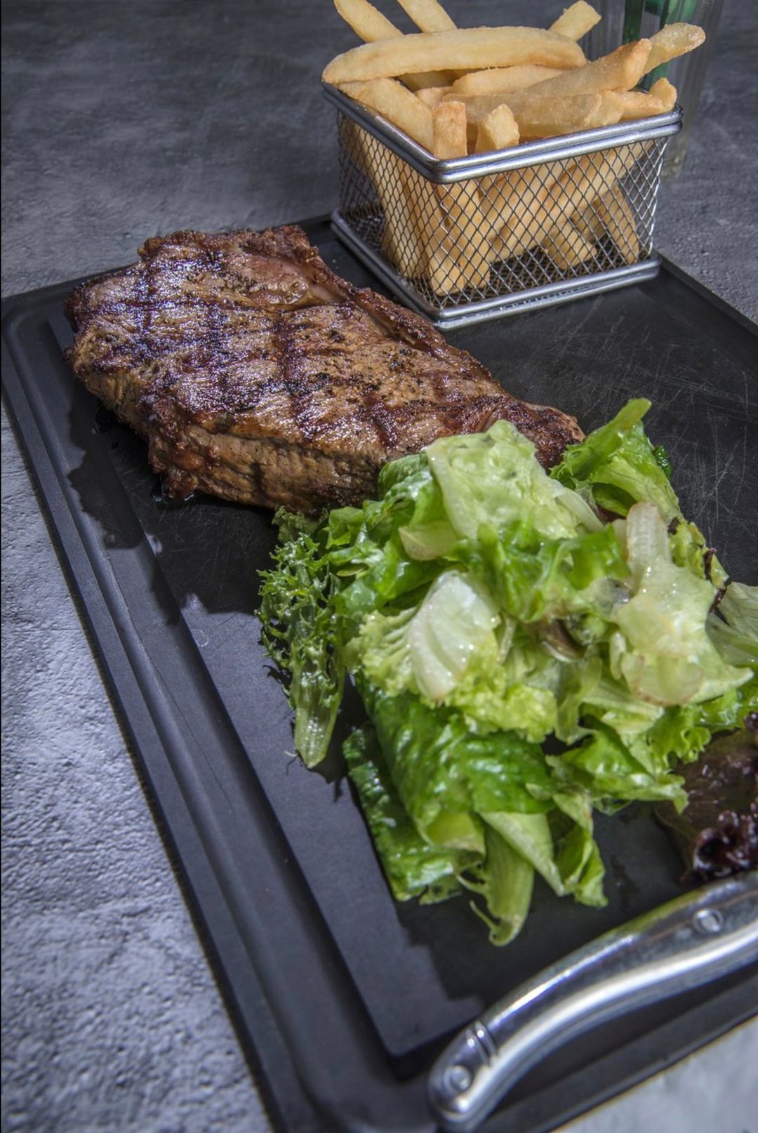 A La Carte Menu - Two Frenchies Restaurant