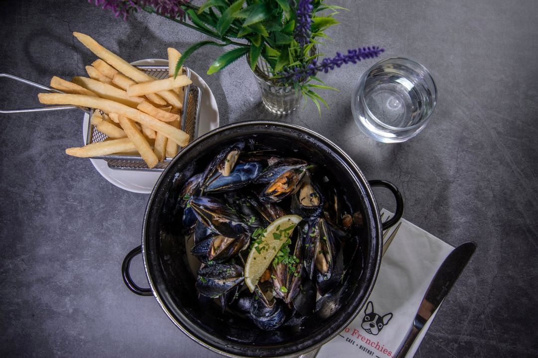 Gallery - Two Frenchies Restaurant