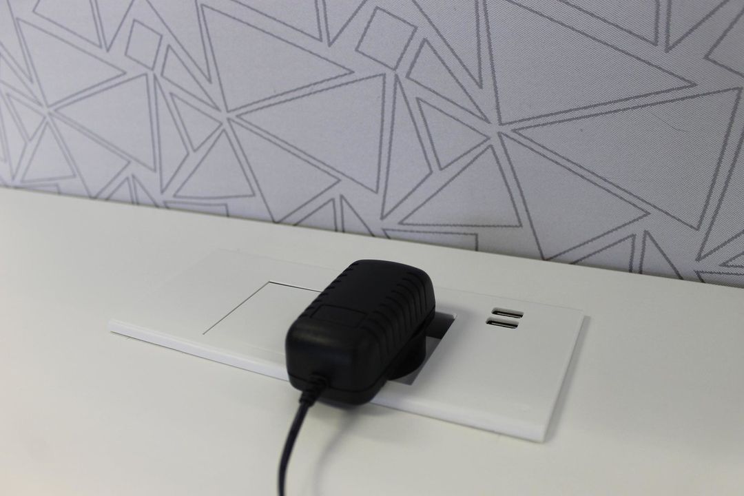 In-Built Power & Data Outlets | SmartSpace