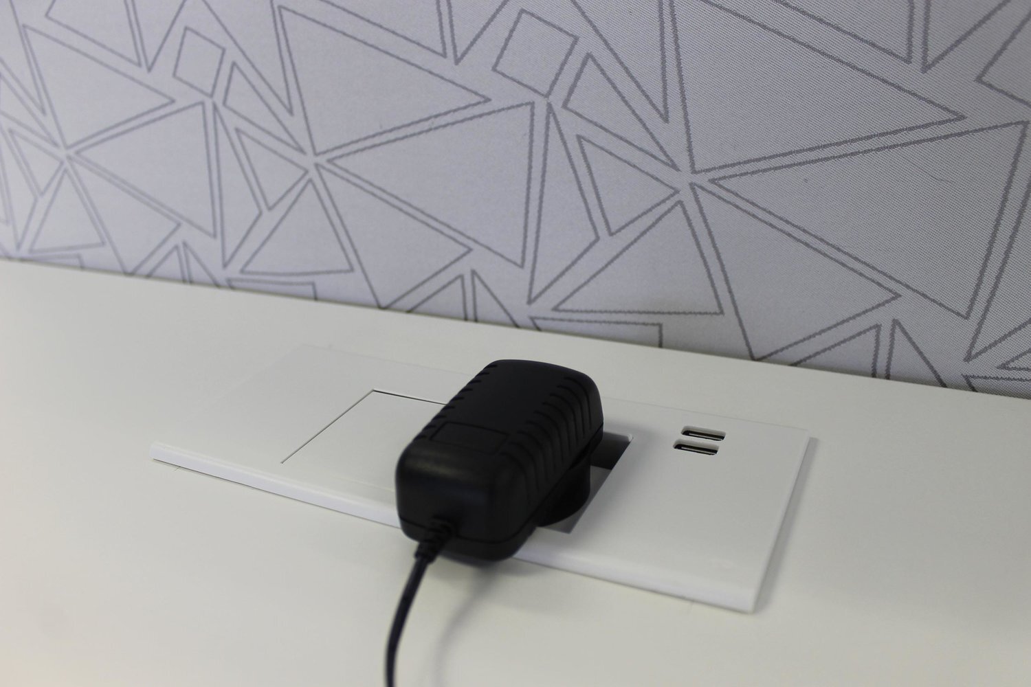 In-Built Power & Data Outlets | SmartSpace