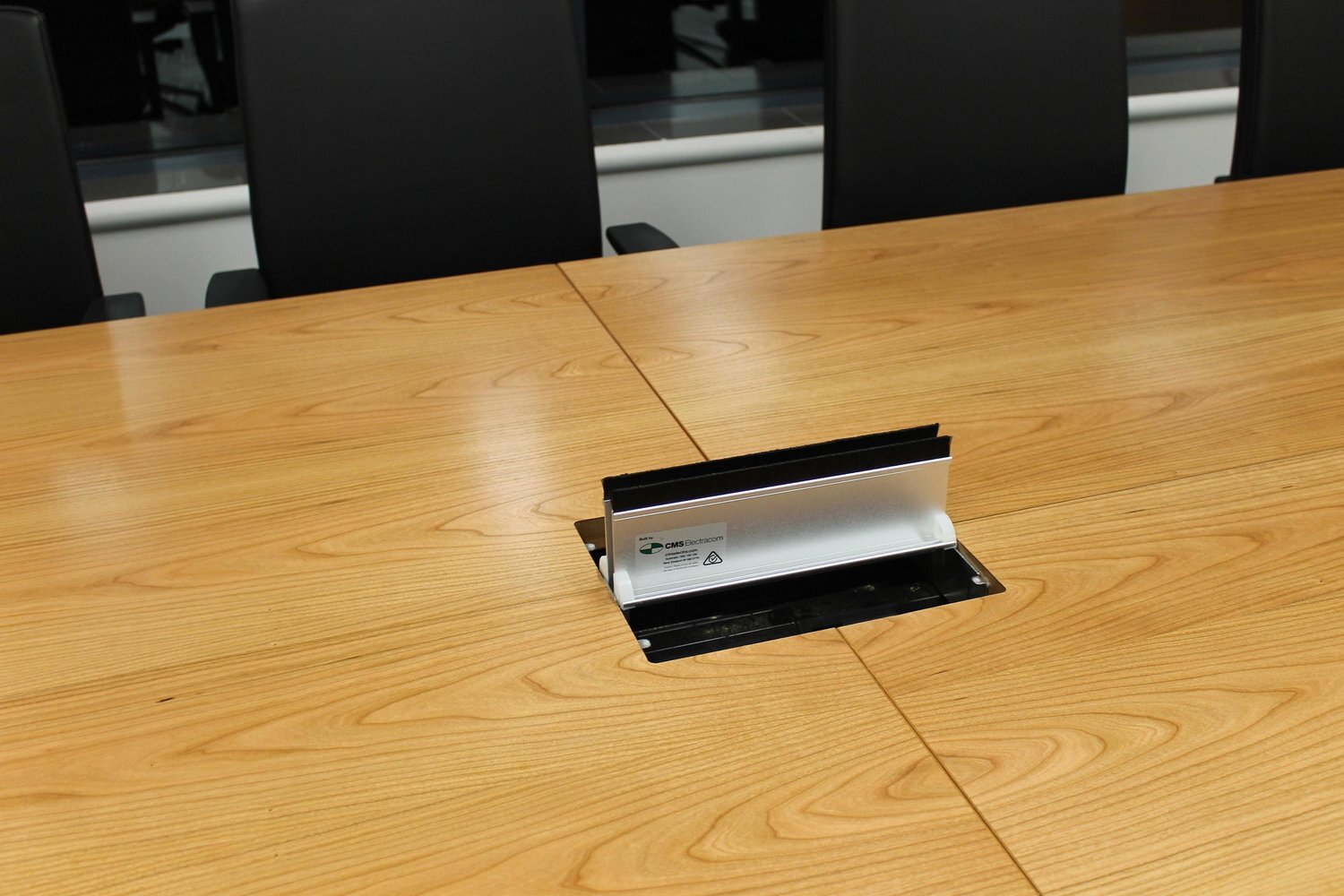 In-Built Power & Data Outlets | SmartSpace