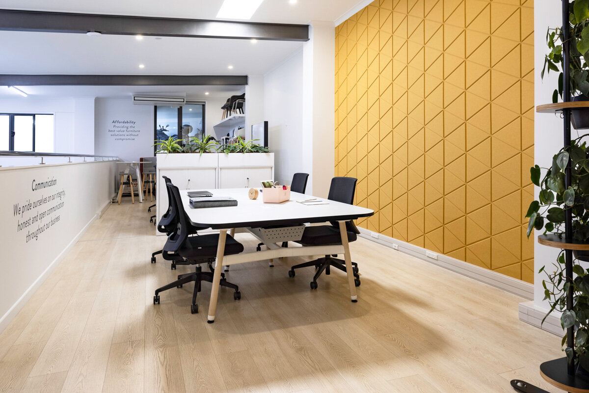 Okidoki Meeting Table | SmartSpace