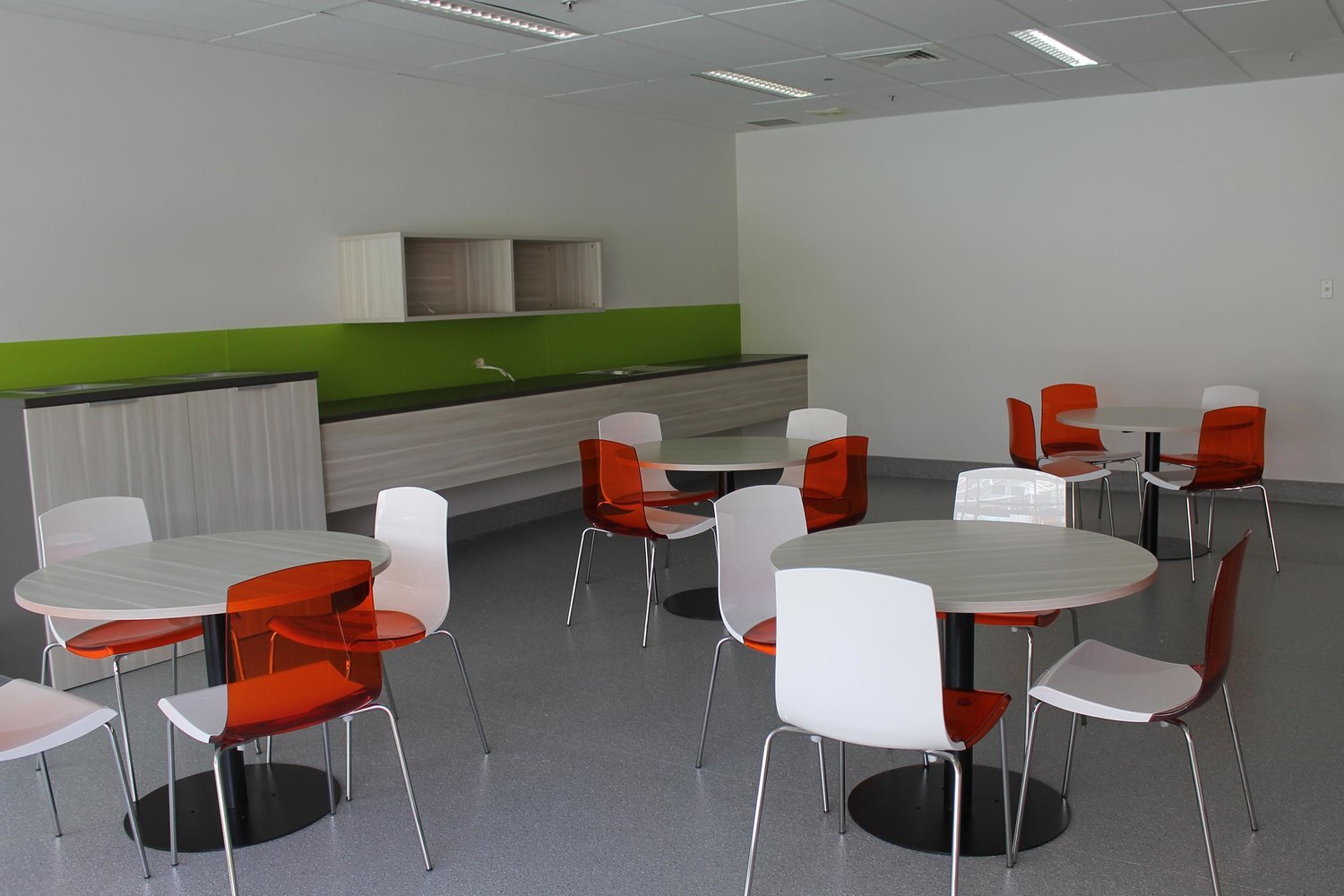 Pedestal Base Meeting / Breakout Table | SmartSpace