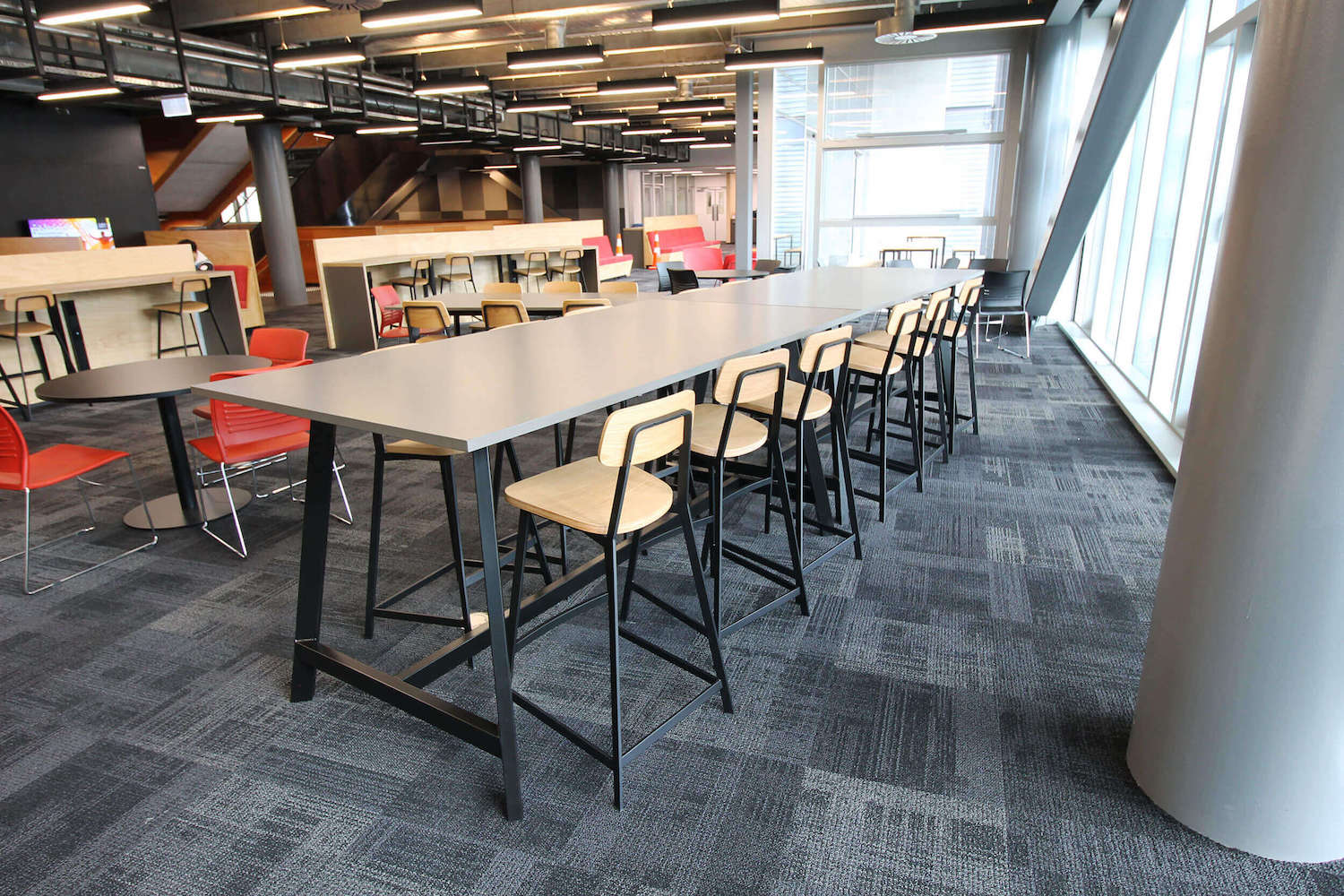 AUT - WZ Building | Workplaces by SmartSpace