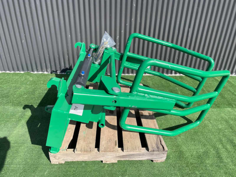Bale Grab, Soft hands Euro Hitch - Available from Tasquip