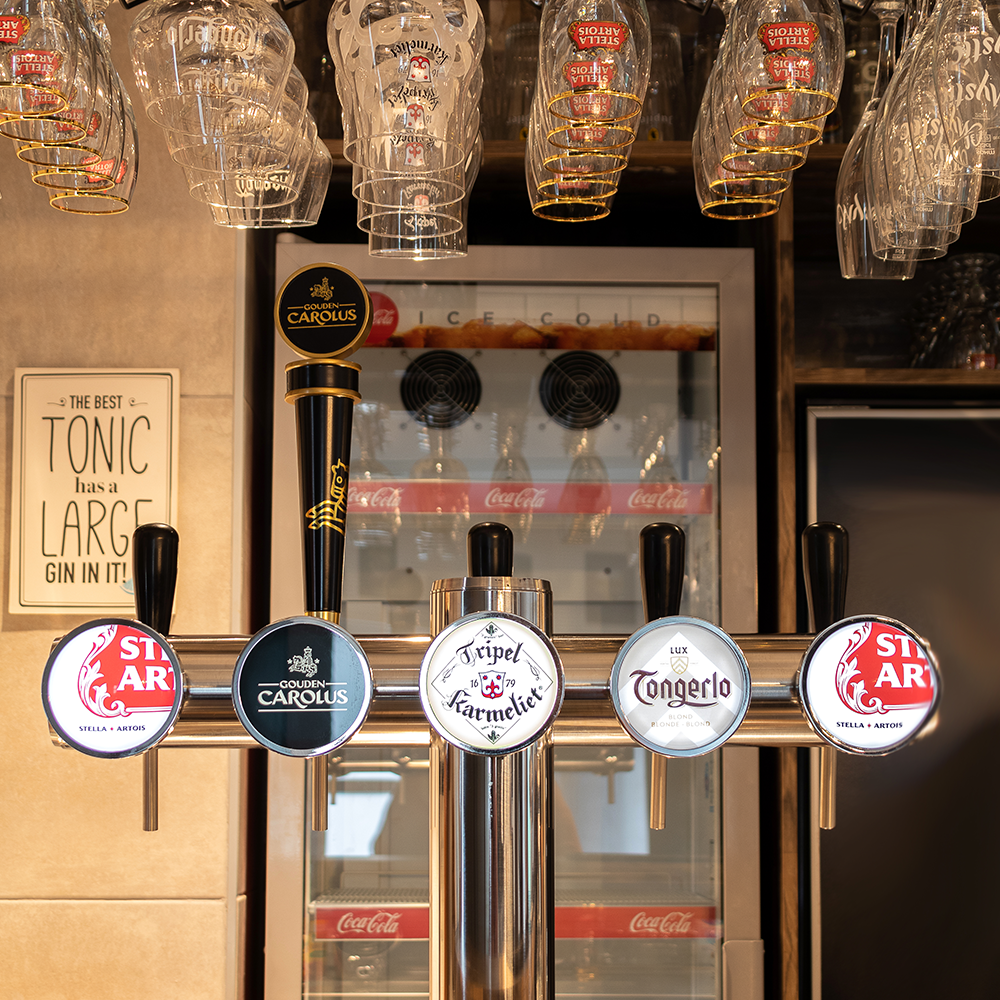 Contact - Eetcafé Onder Den Toren Gijzegem