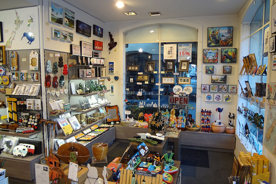 Eat, Drink, Experience Queenstown's Waterfront | Steamer Wharf