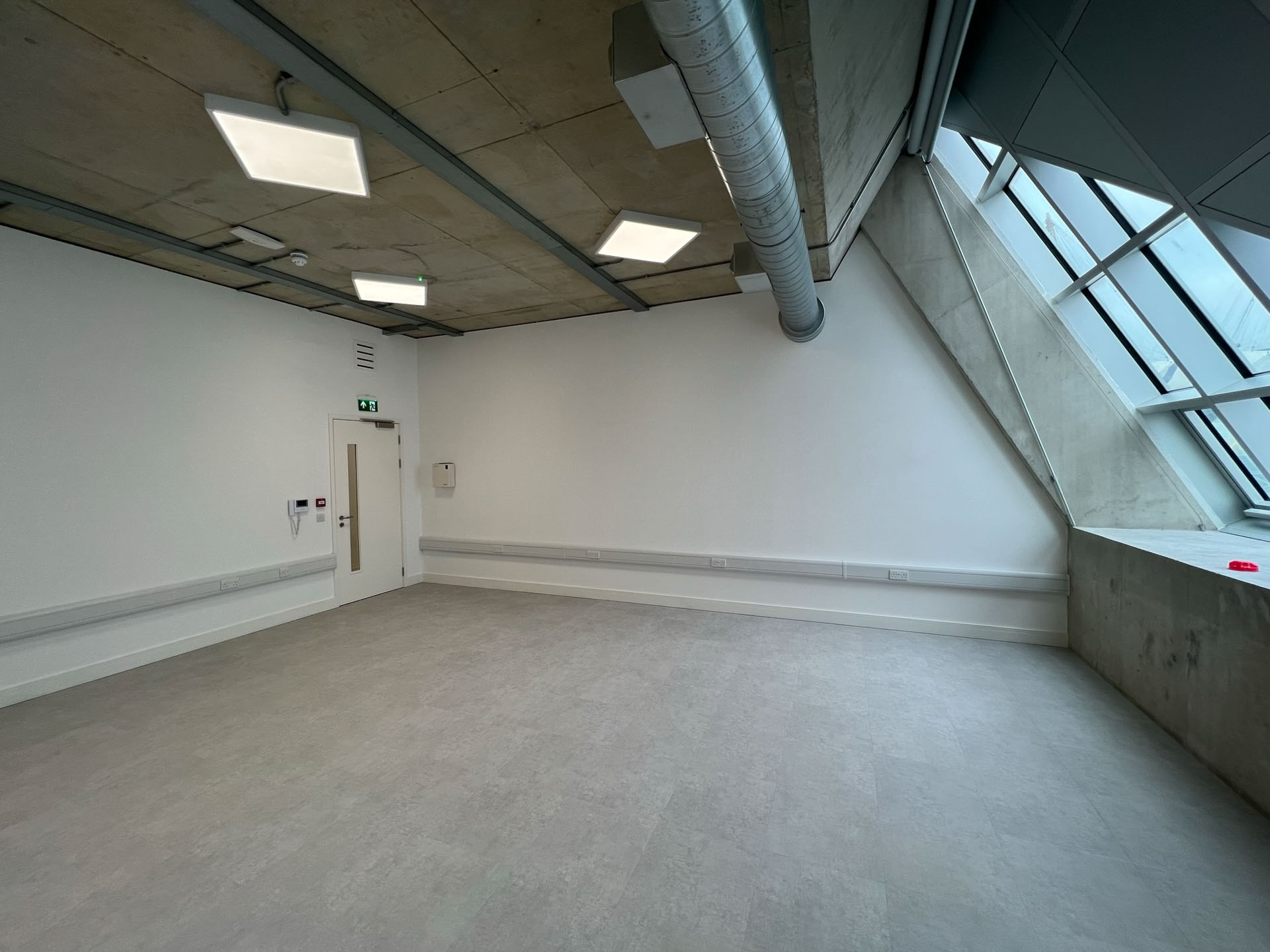 Greenwich Design District A2 Level One Fitout | Clive Graham Associates