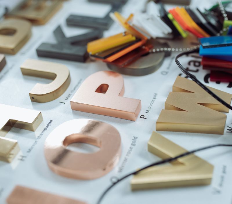 Bespoke Signs for the Trade - The Sign Group™