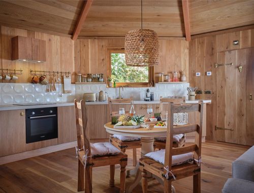 Stay in Nest Treehouse at Sleepy Owl Devon - perfect for couples and ...