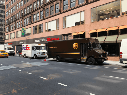 Shipping Large Items: How to Pick the Right Carrier?