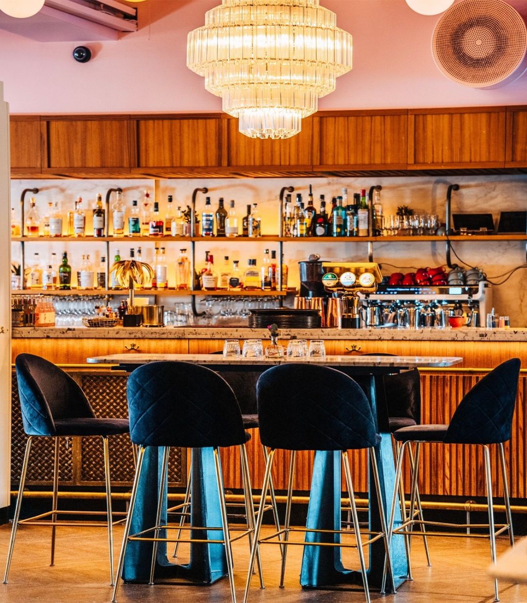 Curious Yellow Design