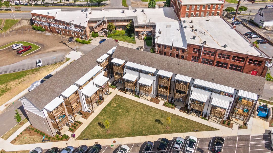 Home [www.collierbuild.com]