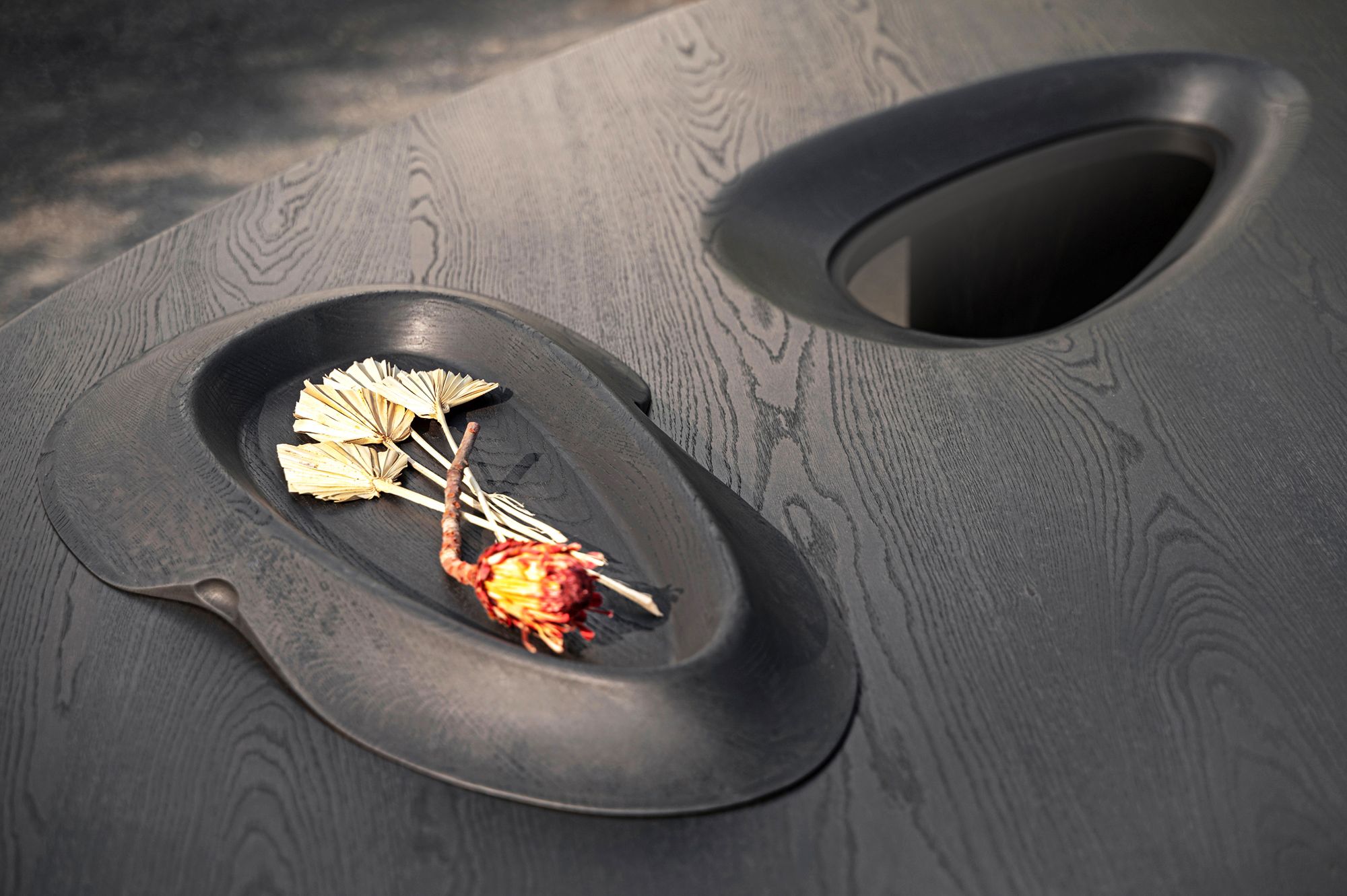 Zen table by Anna Szonyi Design