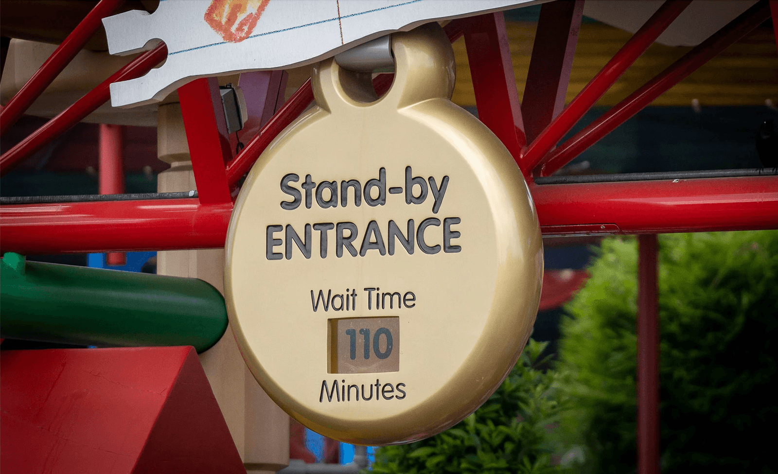 Live Wait (Queue) Time in Theme & Amusement Parks | Safari AI