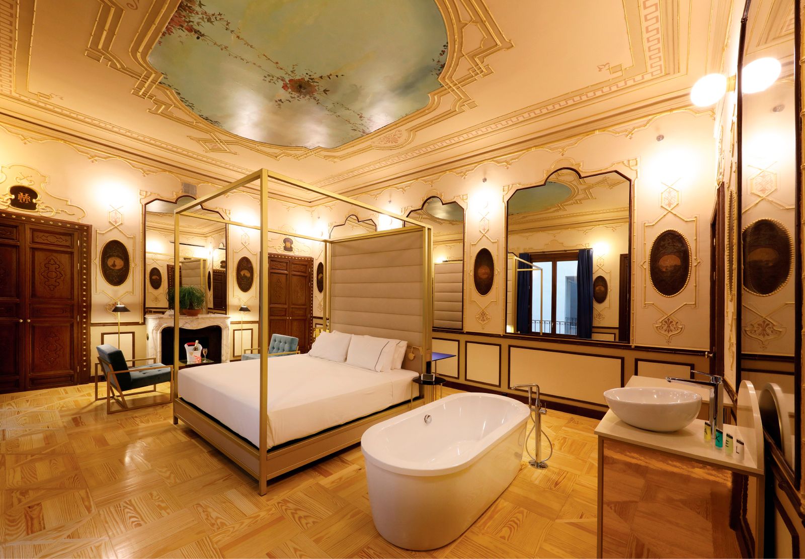 EL Equipo Creativo: Interior Architecture and Design Studio