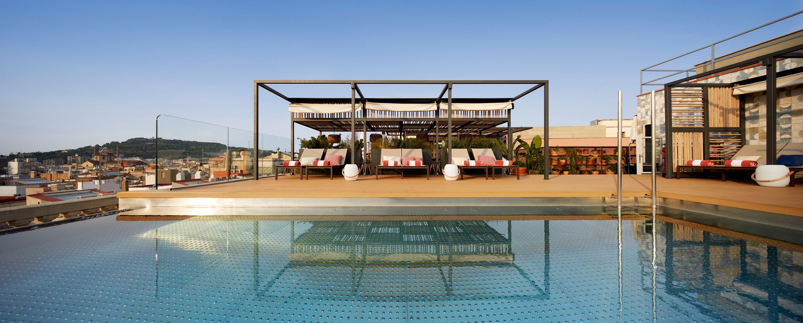 Terraza de Vivi - Rooftop Bar Design