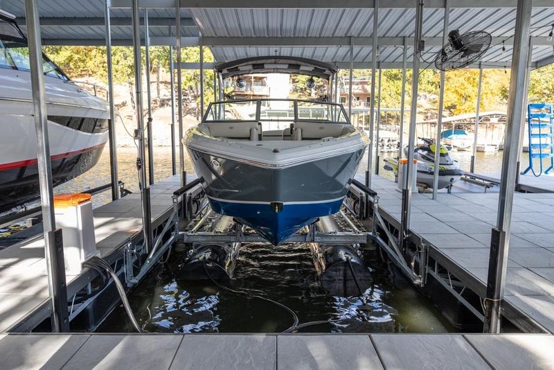 HD Boat Lift Series