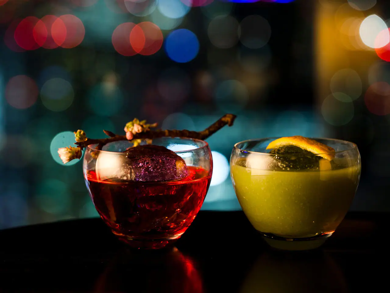 10 Highest Rooftop Bars In The World | Strato Melbourne