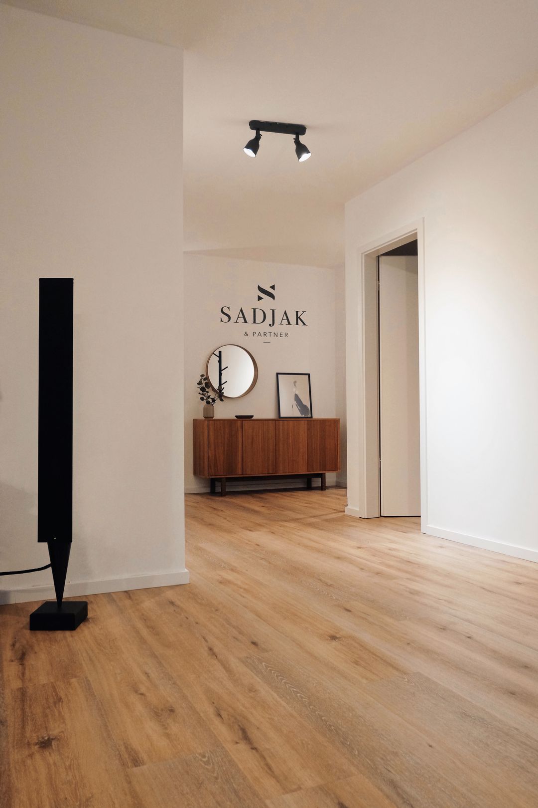 Sadjak & Partner | Soon Online