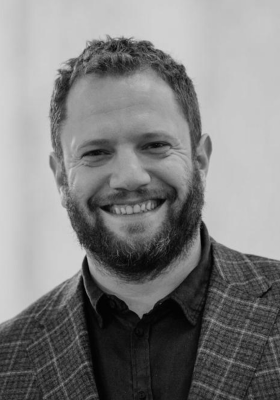 Gravisat — predicting earthquakes from space