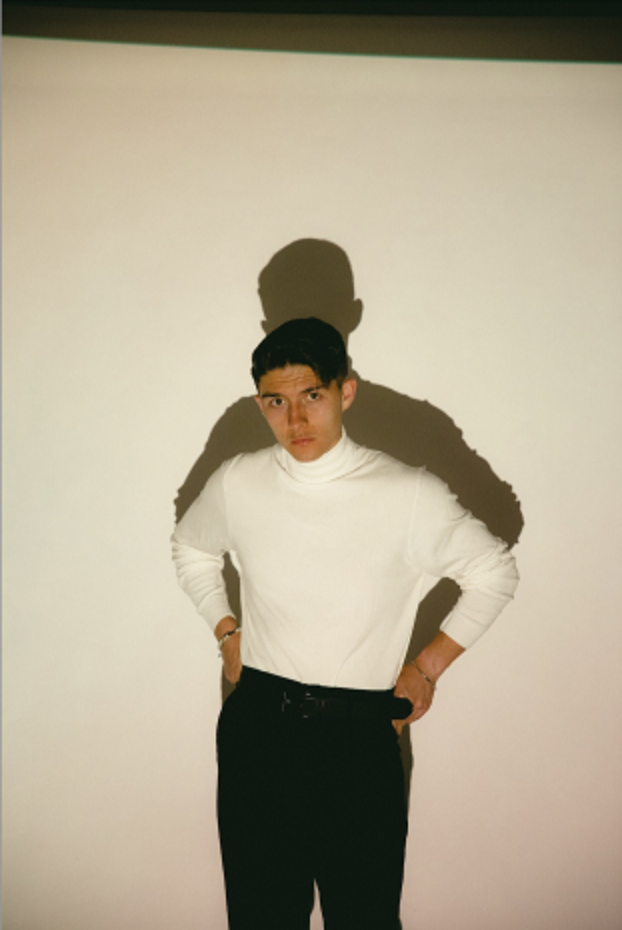 Alex Ponce debuts his first album "SER HUMANO"