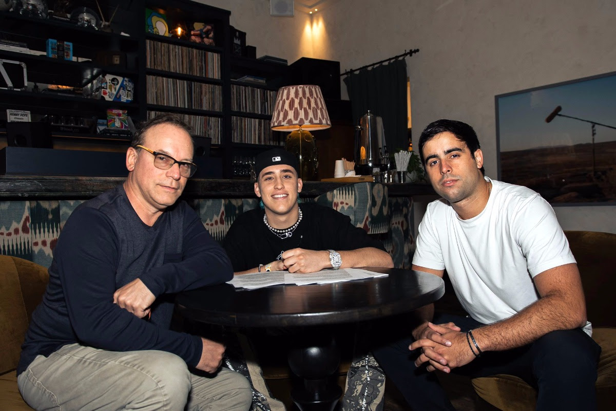 ALEJO, RISING STAR IN REGGAETÓN, INKS EXCLUSIVE WORLDWIDE PUBLISHING ...