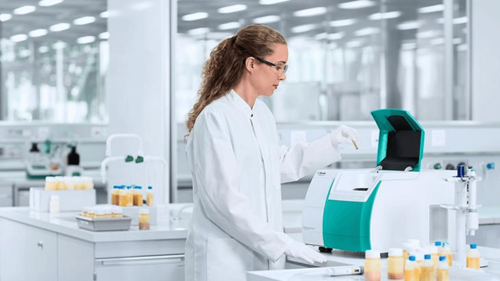 School Lab Equipment | Education Sector | MEDILab