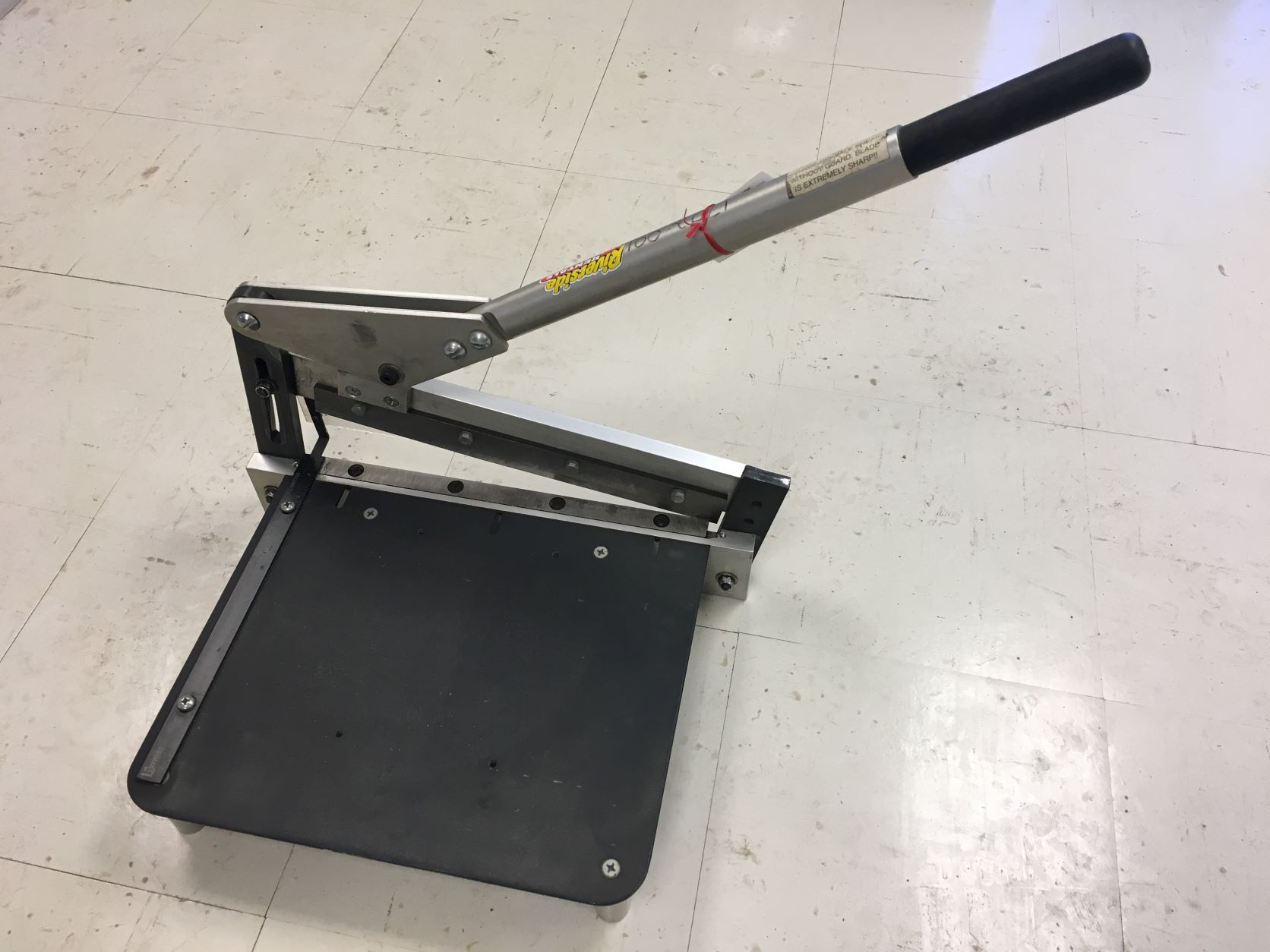 Tile Cutter - Vinyl & Composite | Riverside Rentals | Windsor Essex County