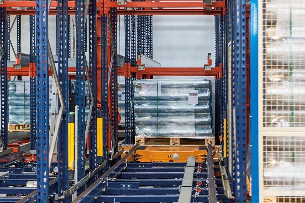 Almacenamiento automatizado a gran escala