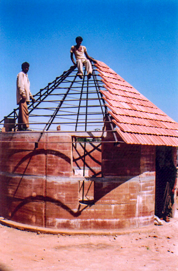 Innovations in the construction of Cement Stabilized Rammed Earth ...
