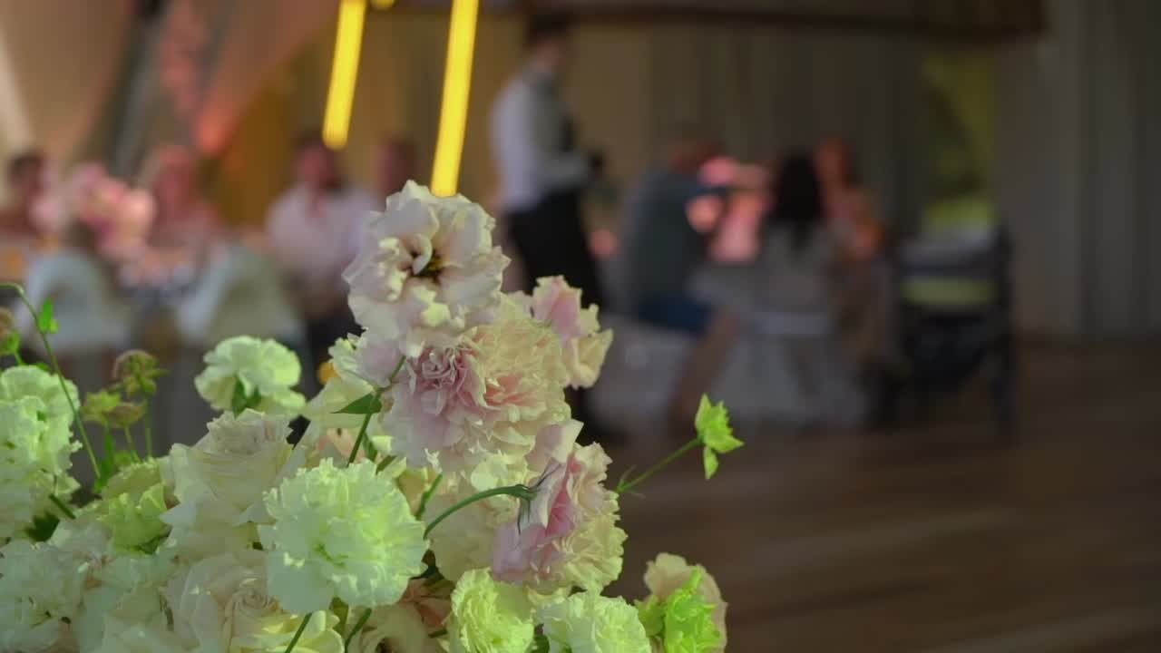Extreme Entertainment | Ottawa Wedding DJs & Event Rentals | Home