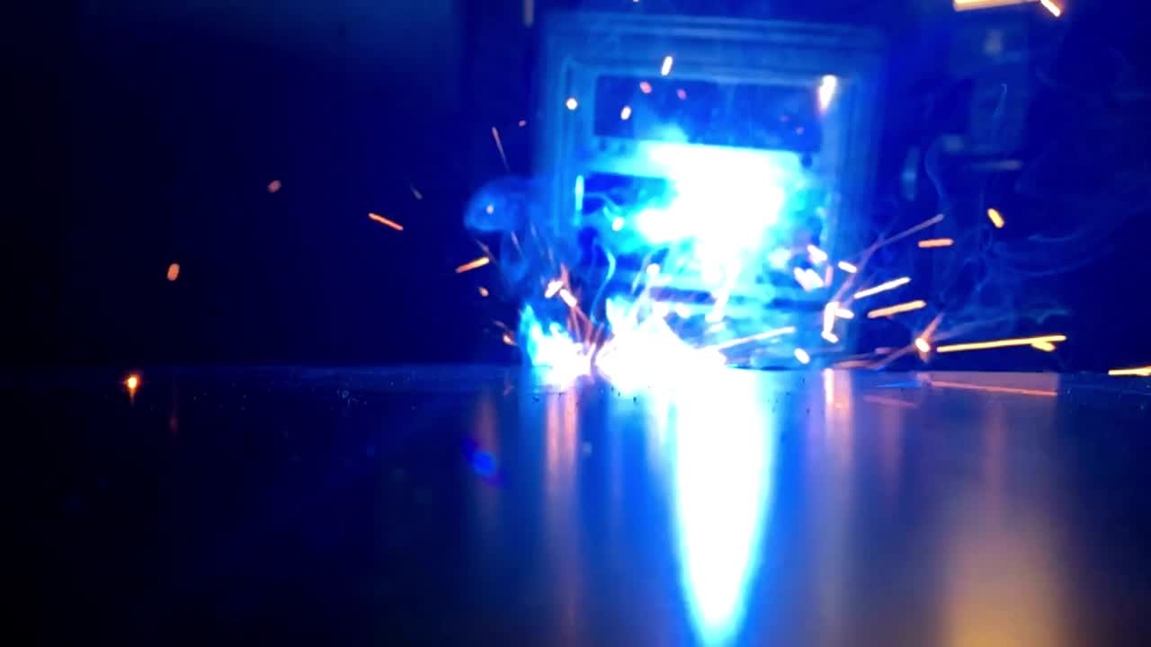 Welder In East Chicago Indiana