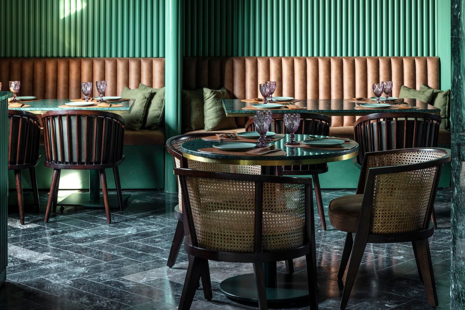 Roos International: Interlam