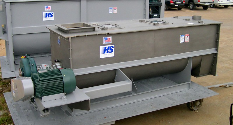 Continuous Blenders Hayes & Stolz