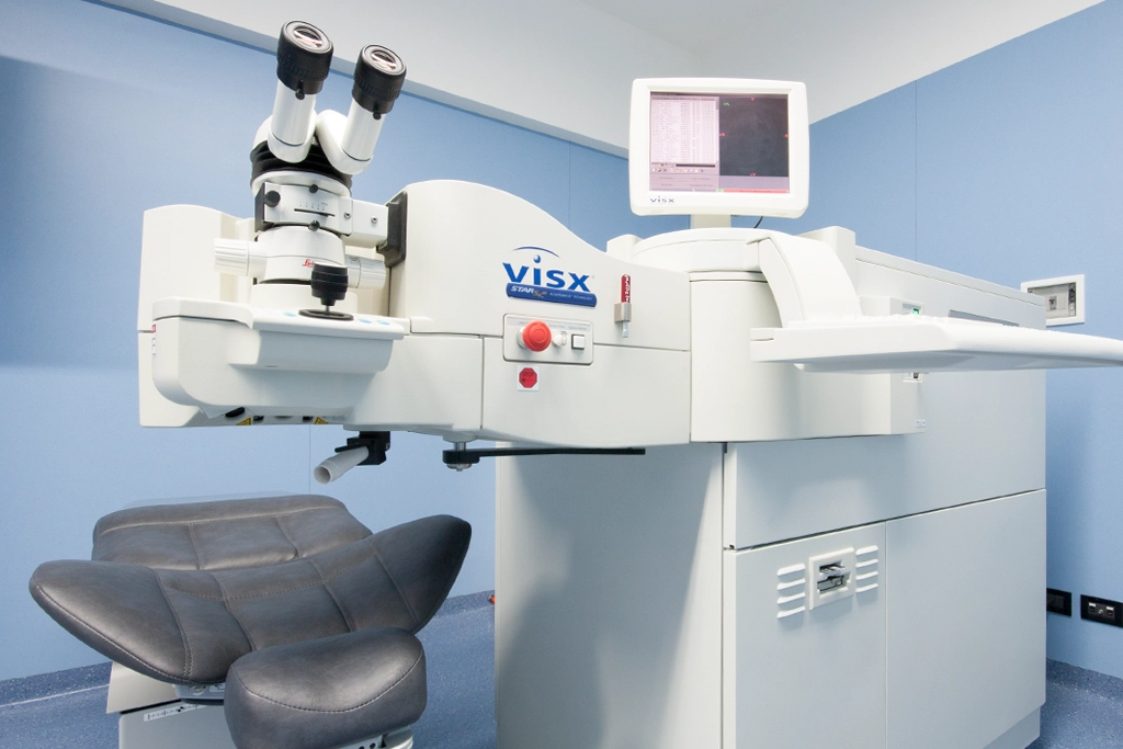 Visx STAR S4 IR Laser ad Eccimeri - STAR 9000 | Brescia