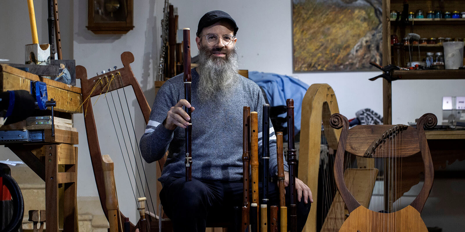 איך סופר סת"ם, מאייר וגורו רוחני מתגלגל להיות יצרן חלילי בארוק? | מוסף ...