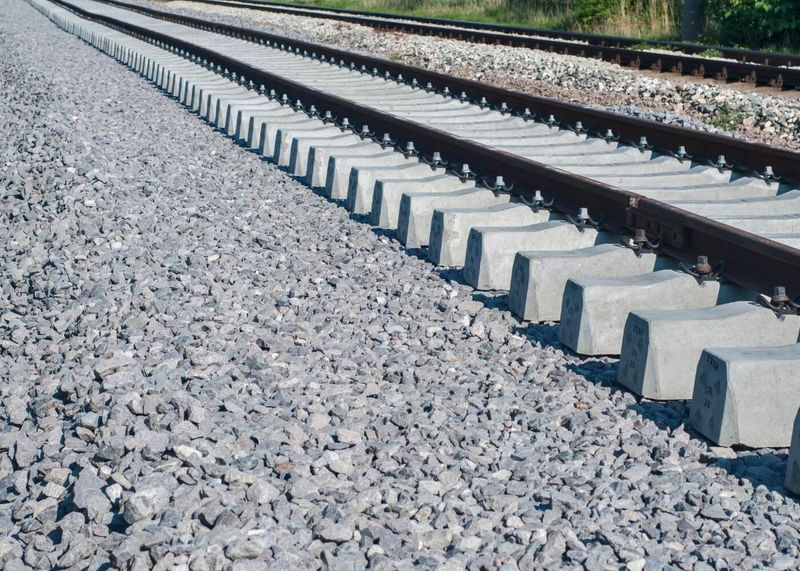 Concrete Sleepers in Melbourne, Vic | Concrete Sleeper Installers | Cemex