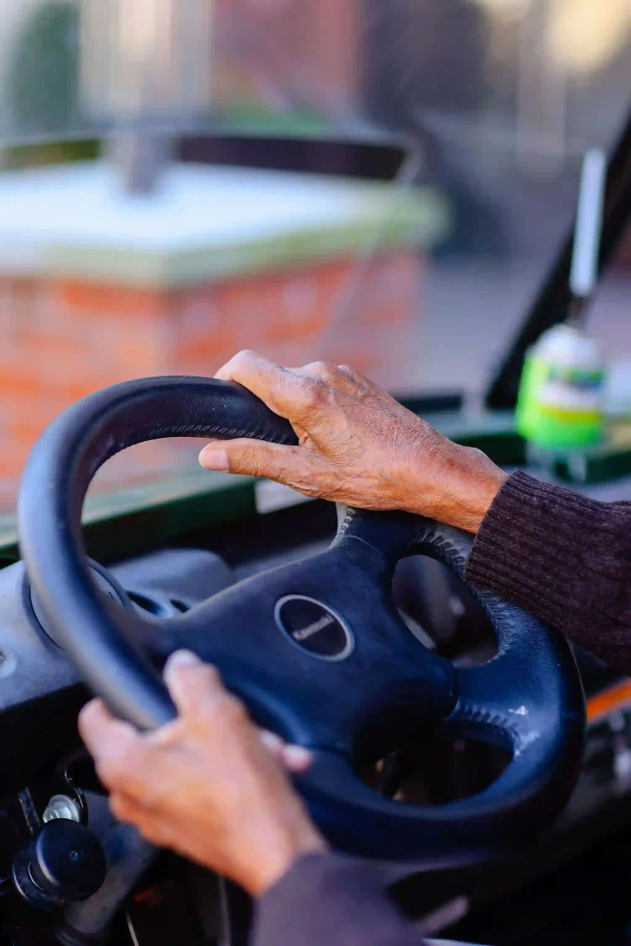 How to Know If An Older Adult Is Still Safe to Drive — Wisebird