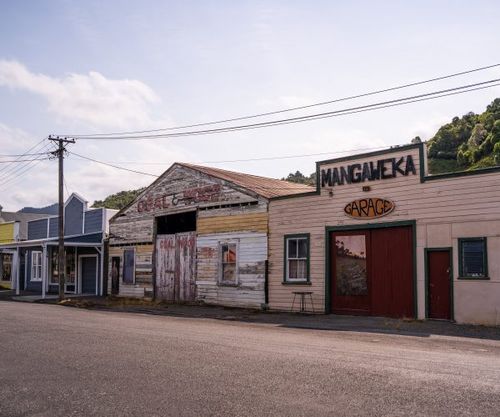 About Us | Awastone, Mangaweka NZ